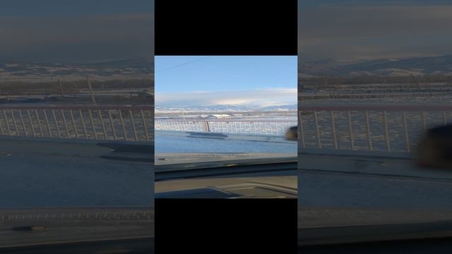 Вид с Октябрьского моста на Уймонскую Долину.