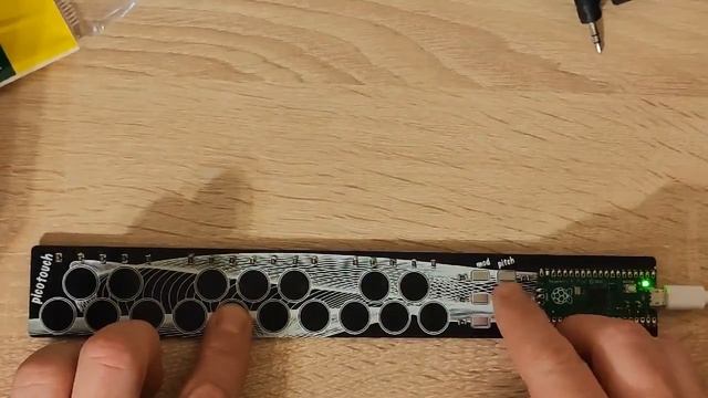 Picotouch midi контроллер на продаджу