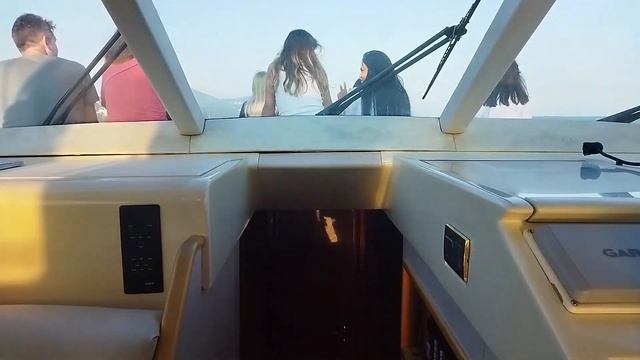 ПРОГУЛКА НА ЯХТЕ ПРИНЦЕССА 56 В СОЧИ