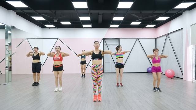 Eva Zumba 221121