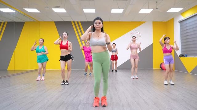 Eva Zumba 231124