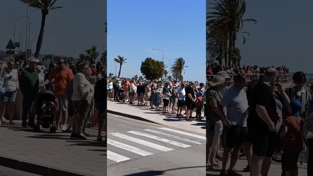 Очередь на такси и шатл-бас в Пальме  Круиз по Средиземному морю  Гид Майорка©    #shorts