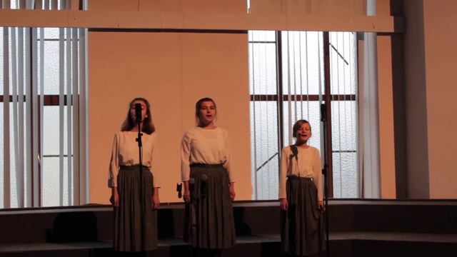 Песня "Тает время быстрое"