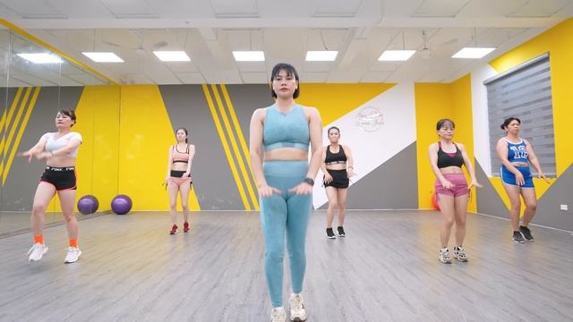 Eva Zumba 241129