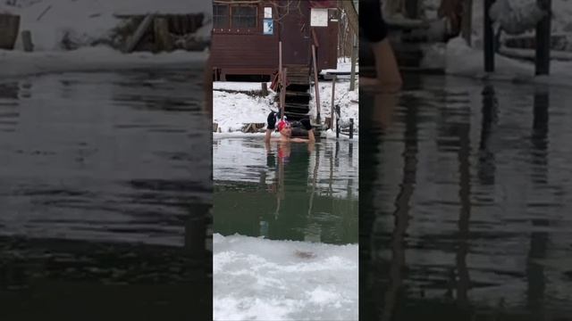 Праздничные дни проходят в активном режиме.