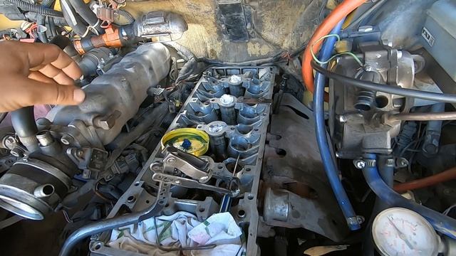 Замена сальников клапанов без снятия головки. змз 405
