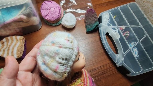 Готовлю плов. Вязаная одежда для кукол.