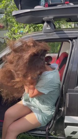 У Насти срывает платье от баса