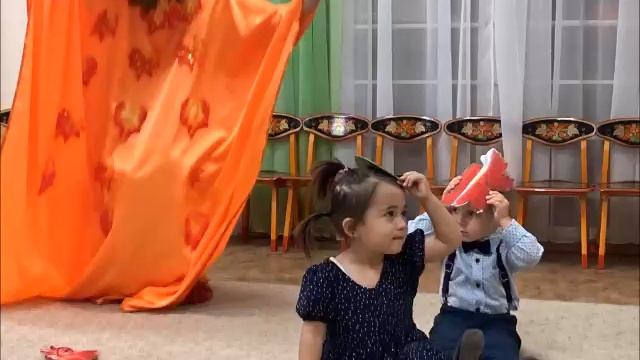 Осенний праздник в группе №1 "Нерпенок"