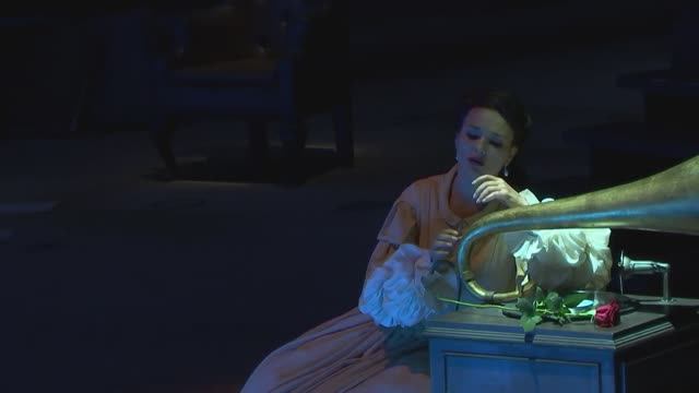 Elle a fui, la tourterelle (Сказки Гофмана, Оффенбах) — Ольга Перетятько