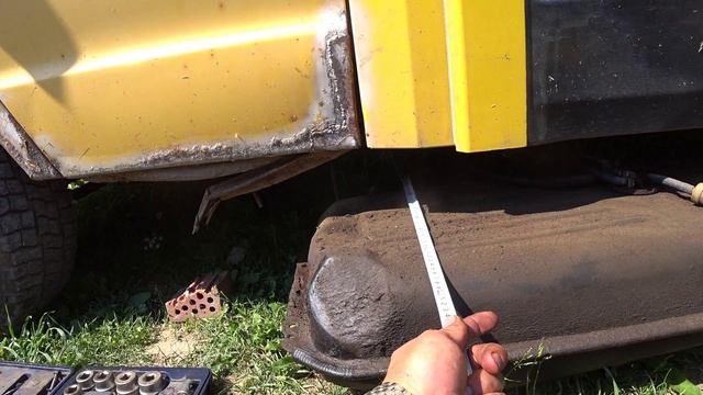 Потек бак Мерседес 308 Почтовик