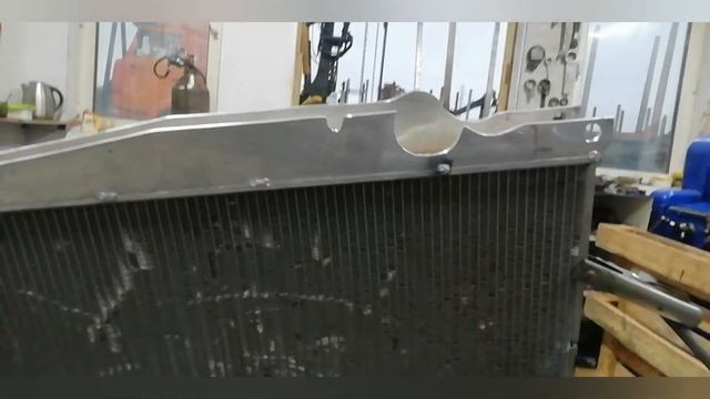 Замена бачка на радиаторе, меняем пластиковый на алюминивый.