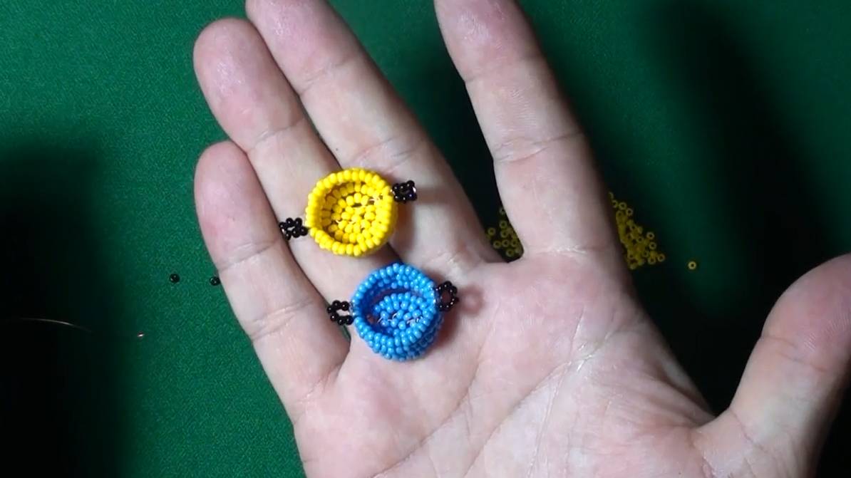 Кастрюля из бисера параллельным плетением