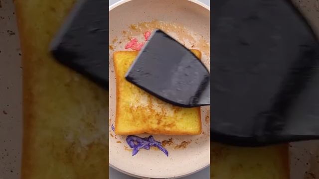 Marshmallow Sandwich Cake For Breakfast #Shorts