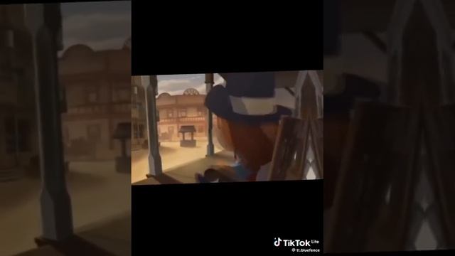 Слушай строго в наушниках