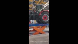Сборочный подъемник для тракторного завода