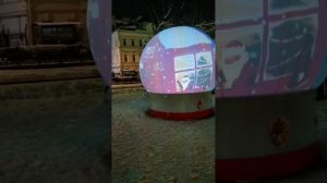 Игра света и тени на бульваре Москвы