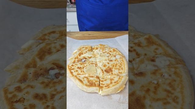 😋Лепешка с сыром и картошкой