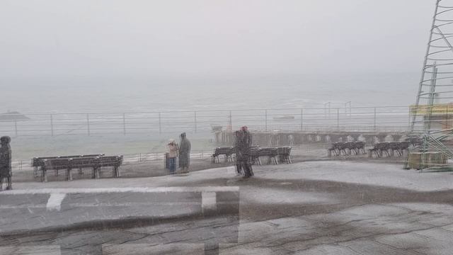 Снежный полураспад в Алуште