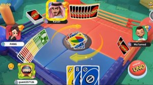 играю в UNO