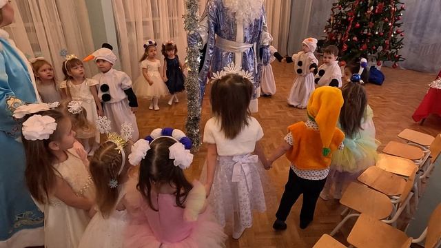 Новогодний утренник Ангелины в садике 2024г.