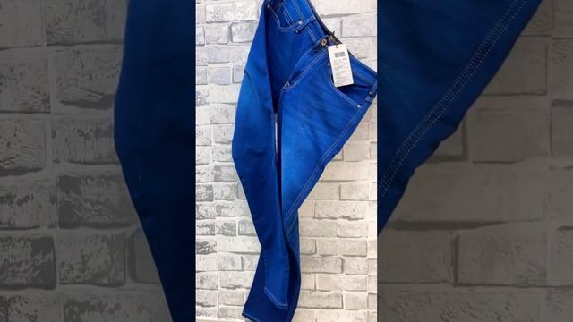 Wrangler jeans surpluse size 28 to 36 price ₹1300 contac 8961359591
