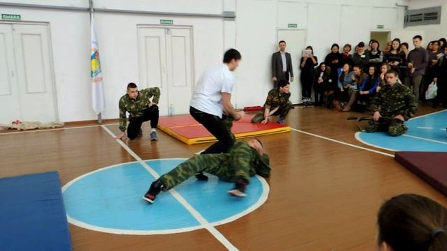 ВПК "БАРС"  - Показательное выступление по рукопашному бою - 14.02.2014