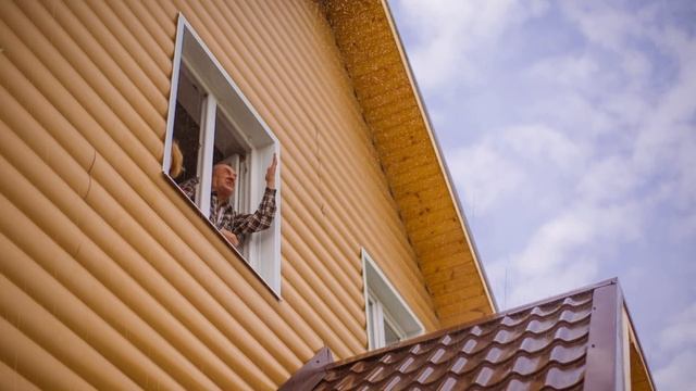 Реклама строительной компании "Атлант"./ Борис Клюев (Воронины). Надежность.