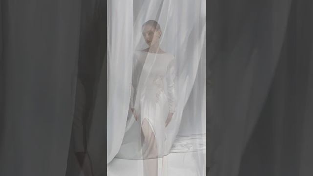 Свадебное платье Авиор из коллекции White Symphony от Divino Rose