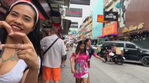 Soi 6 Pattaya, Thailand, Hot ladies and bars