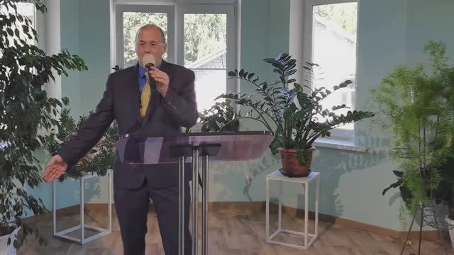 "Должен ли Бог отвечать на все наши молитвы?" - Пумполов Максим