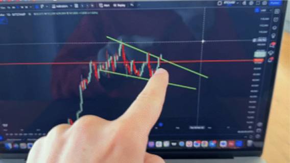 БИТКОЙН ВЫРВАЛСЯ ИЗ КЛИНА!!!