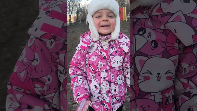 Расчесали снежный ком 🤣 Серия 5 #shorts #shortvideo #юмор #дети #шортс #приколы #милота #английский