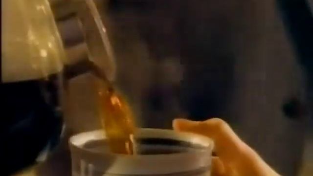 Folgers Instant Coffee Commercial (1984) - смотреть видео онлайн от ...