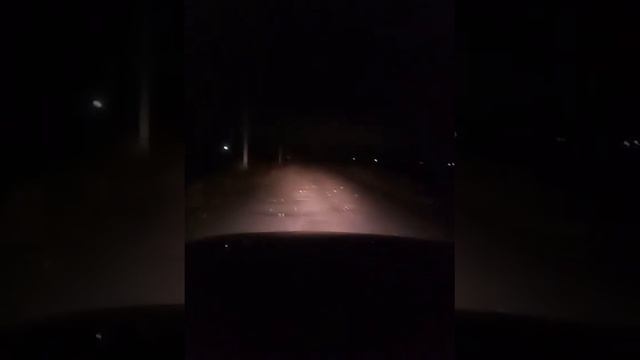 Старичёк даёт огня,Свет фар Опель кадетт