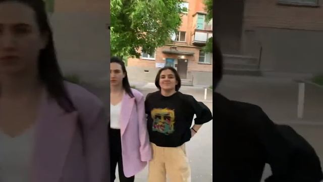 Сегодня на свою игру вас приглашает команда КВН «Кавказский хребет»⛰️ Билеты на сайте moskvn.ru