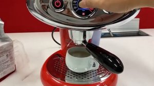 Illy X7.1 water overflows right above the capsule handle