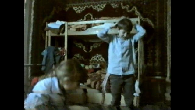 Саша идет в первый класс, школьный спектакль, домашнее представление.