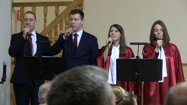 Общее пение "О если сотни уст иметь, чтоб непрестанно петь"