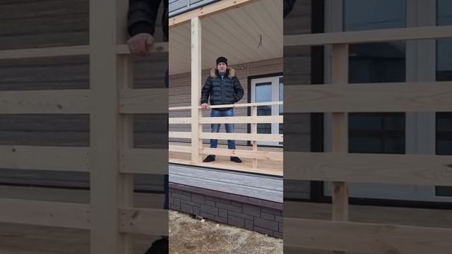 Отзыв клиента о строительстве каркасного дома 8х11 с террасами и балконом в Ломоносовском районе ЛО