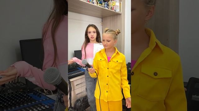 Превью Юбилейных передач ансамбля " Карусель"