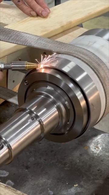 Лазерная сварка титанового вала