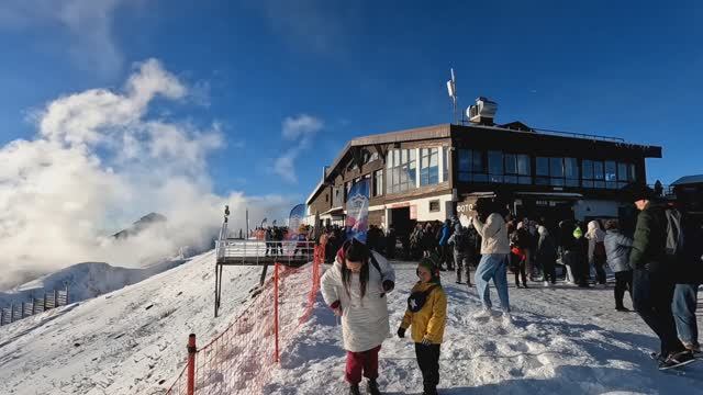 Роза Хутор ТРЕЩИТ по швам, ОГРОМНЫЕ очереди и потрясающие виды ?️