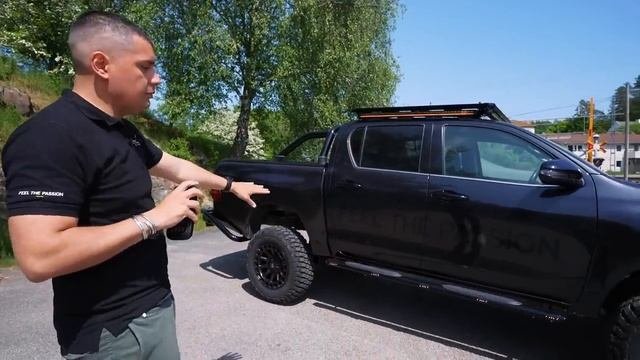 Крутой световой обвес для TOYOTA HILUX конечный результат от STRANDS
