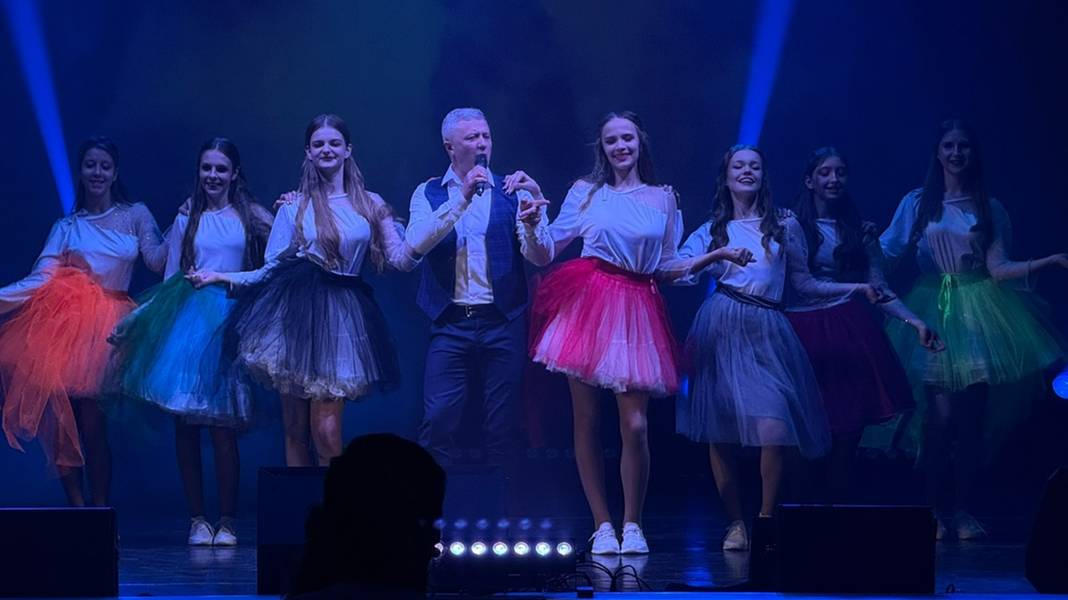 Девчонка, темные ночи - Владимир Конов и театр моды Грация