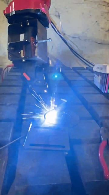 Сварка металла роботом