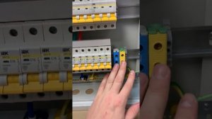 Как собрать распределительный щит ЩРС 100А IEK на 24 группы V.01