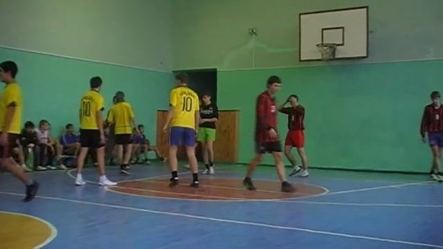 Игры по баскетболу школьной команды МОУСОШ8 с. Благодатное