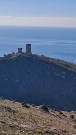 СЕВАСТОПОЛЬ. БАЛАКЛАВСКИЕ ПЕЙЗАЖИ. ГОРА КЕФАЛО-ВРИСИ. ЯНВАРЬ #крым #севастополь #балаклава