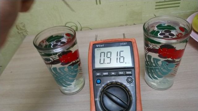 как просто отличить дистиллированную воду от общедоступной